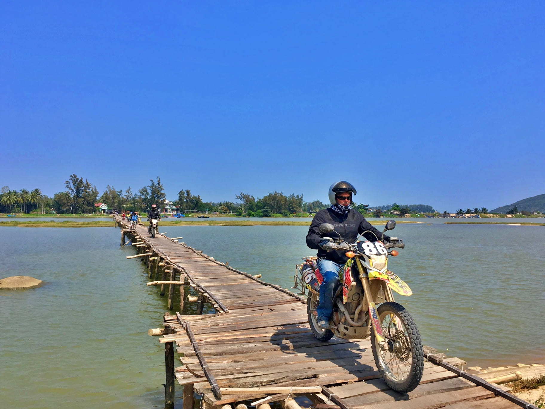 Blockbuster Hanoi motorbike tour to Hoi An via DMZ